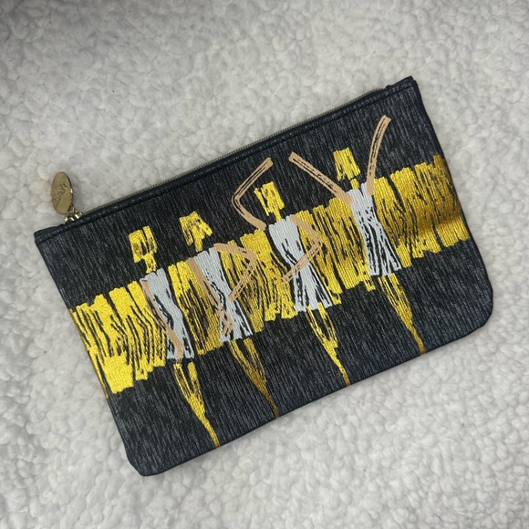 ipsy | Bags | Ipsy Bag Black Gold | Poshmark